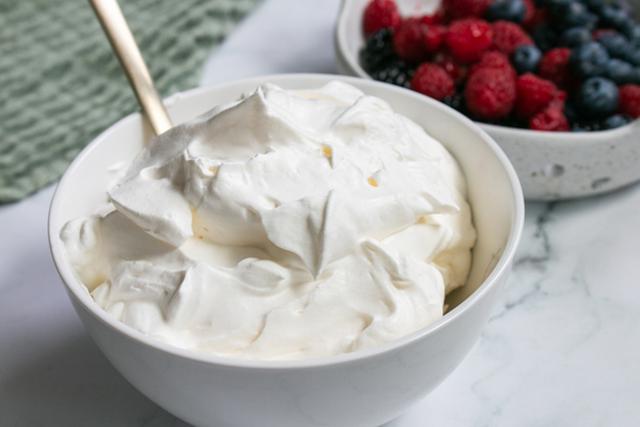 Pastry Pride Non-Dairy Topping Case | FoodServiceDirect