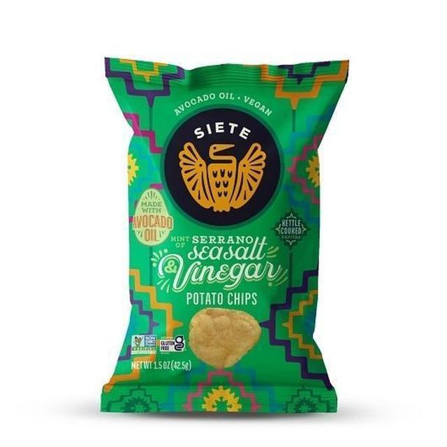 Siete Sea Salt and Vinegar Kettle Cooked Potato Chips | FoodServiceDirect